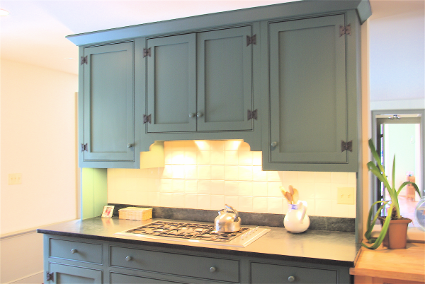 Designing a Period Kitchen to Complement a Historic House