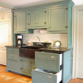 Designing a Period Kitchen to Complement a Historic House